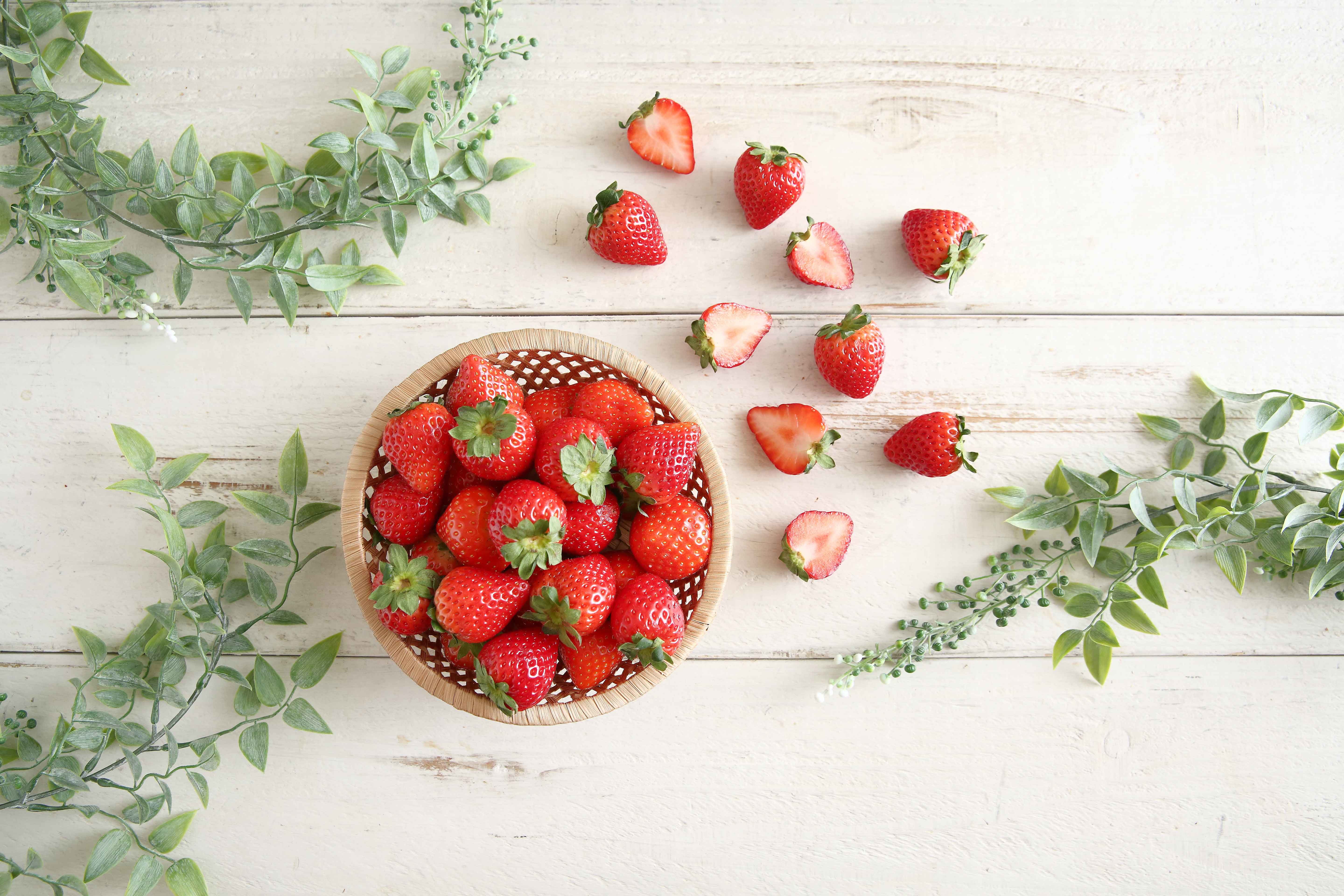 Hand-Massaged Melons, Kawaii Kumquats & Other Japanese Fruits We Wait ...