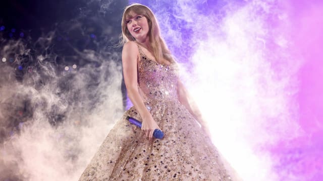 当你的世界逐渐变得灰暗时，让Taylor Swift的金句带你找回阳光！ - vibes by 8world