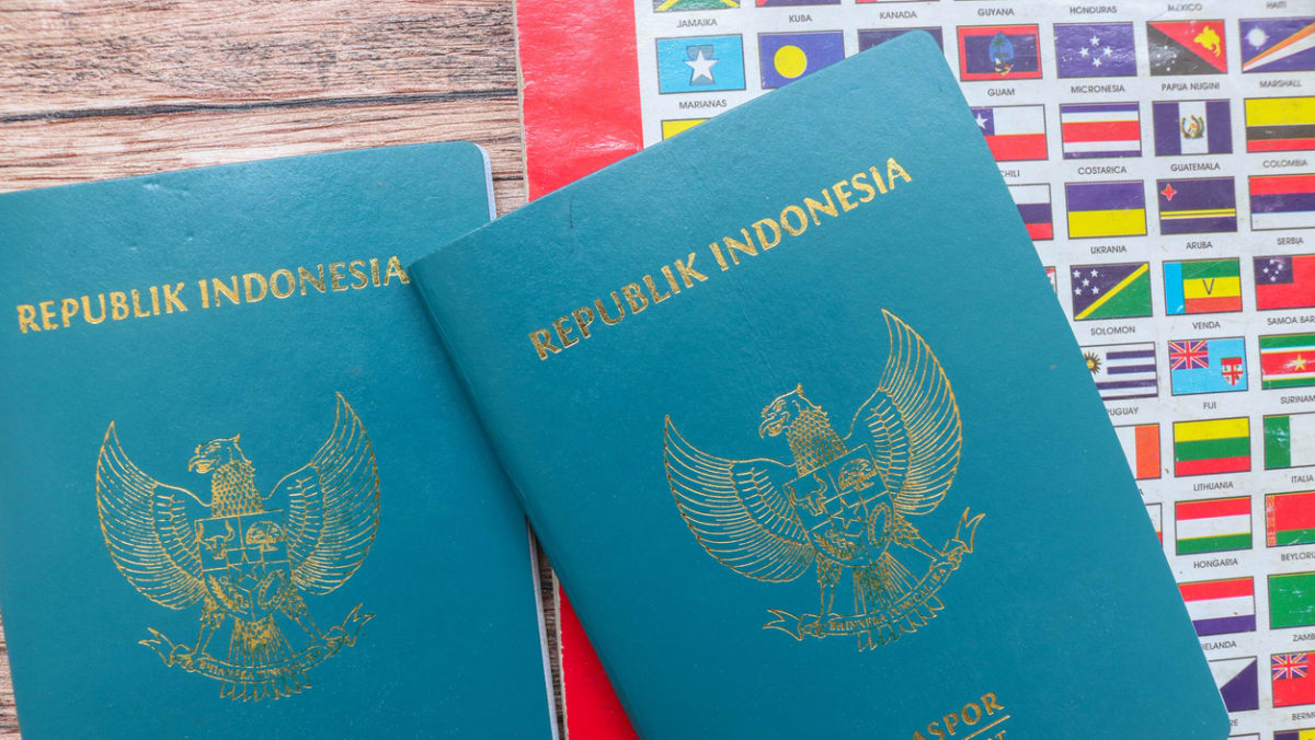 Desain dan warna Paspor Indonesia diganti mulai 17 Agustus 2025 - CNA ...