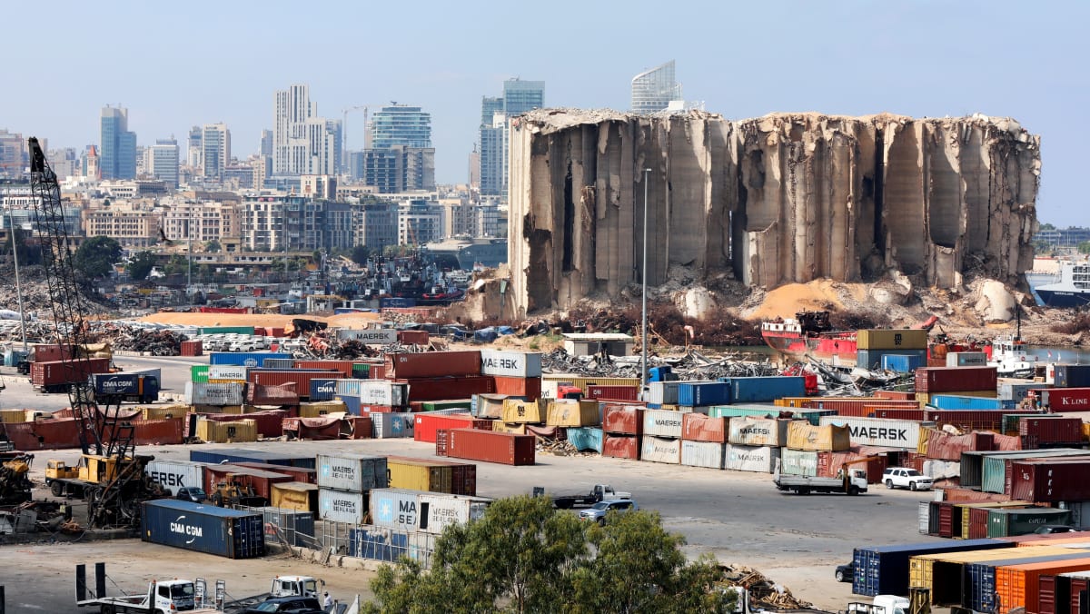 Former Lebanon PM Diab sues state over Beirut blast probe - TODAY