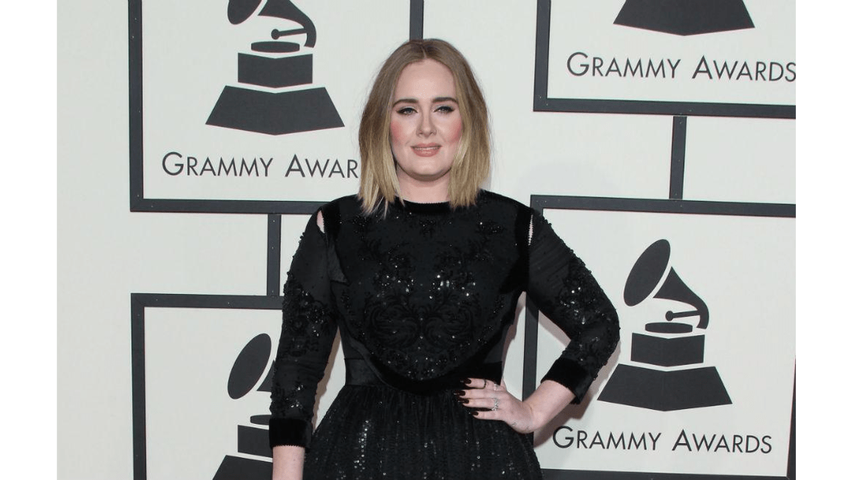 Adele breaks silence on Simon Konecki split - 8 Days