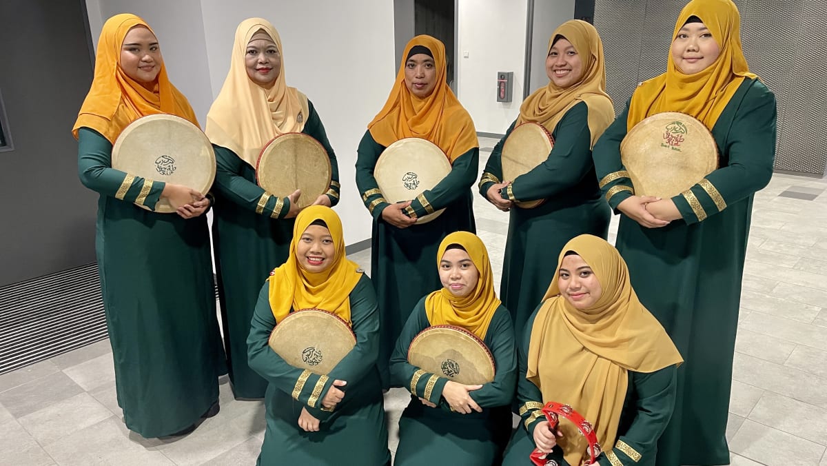 BERITA+: Semangat satu-satunya kumpulan kompang wanita di S'pura untuk ...