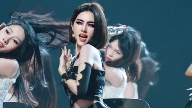 无预警退出《乘风2024》 Davika Hoorne：我也很难过做出这个决定 - vibes by 8world