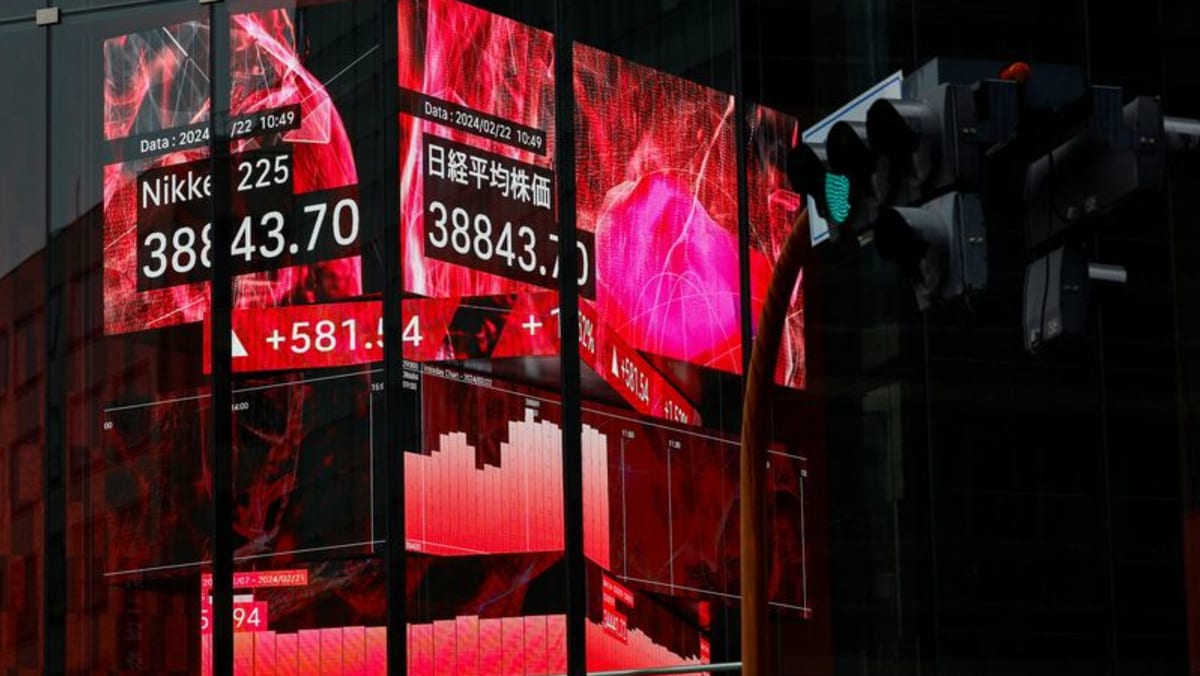 Nikkei Parties Like Its 1989 Scales Record High Cna