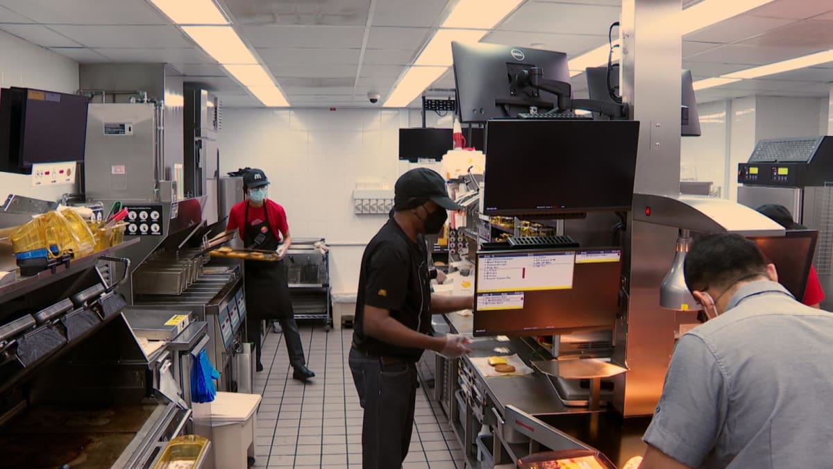 On The Red Dot: You Think You Know (But You Have No Idea) S2 - Fast ...