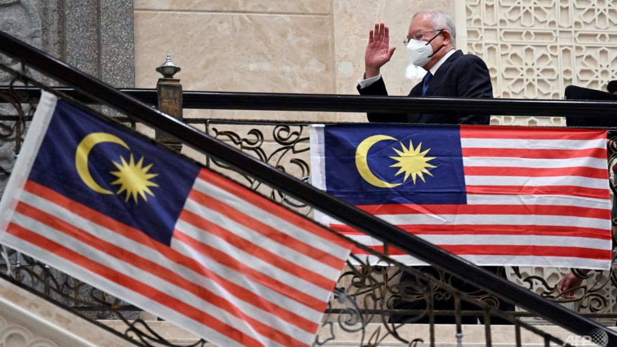 Najib seeks to admit new evidence as court begins hearing his final ...