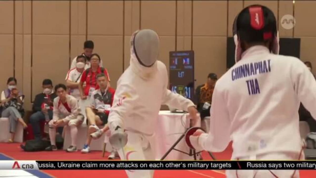 SEA Games: Singapore fencers clinch two more bronze medals | Video - CNA