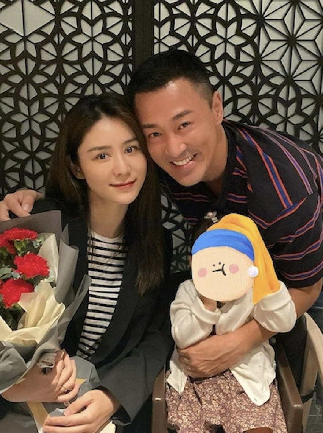 Raymond Lam & Wife Seen Squeezing On Motorcycle Taxi With Driver, Apparently Rushing For Bruno ...