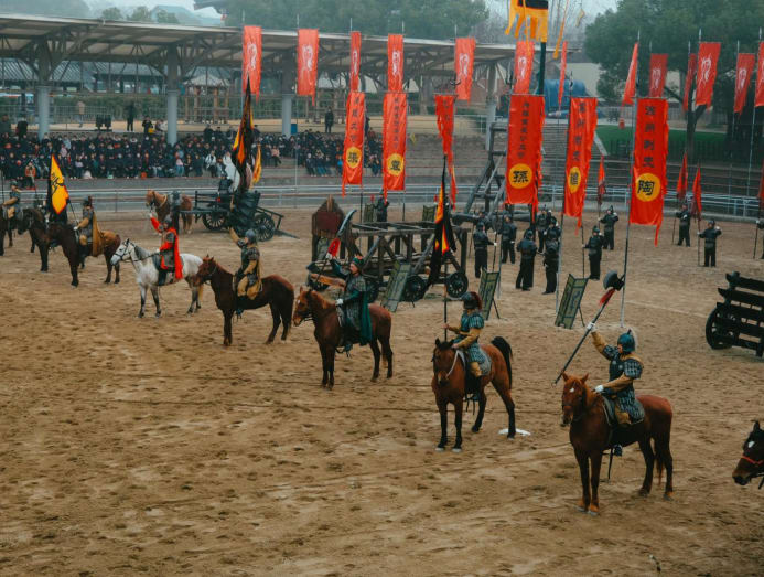 Travel guide to Wuxi, China: Three Kingdoms TV drama set, cherry ...