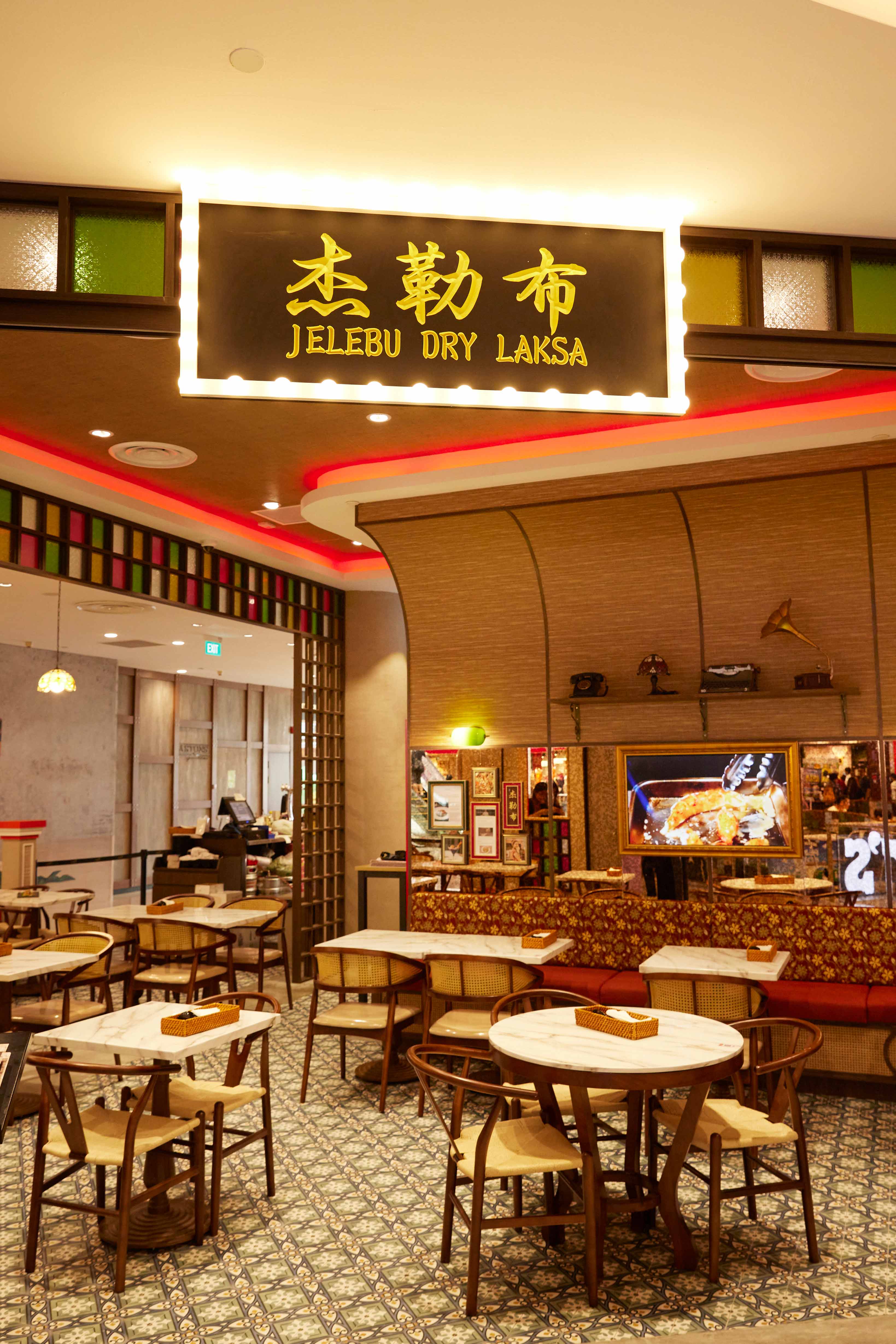 Popular Home-Based Dry Laksa Biz By 28-Year-Old Upgrades To Retro-Chic ...