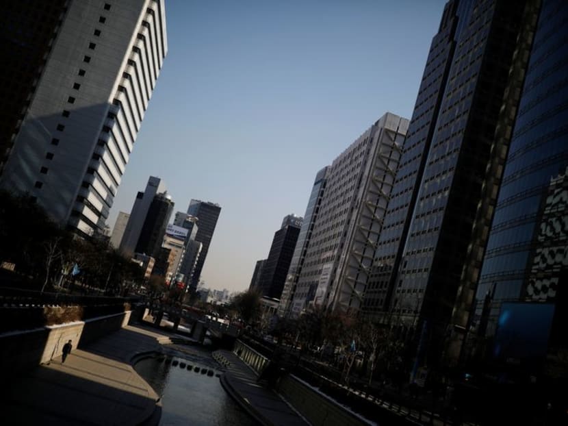 S Korea's economy unexpectedly speeds up, pointing to more rate hikes ...