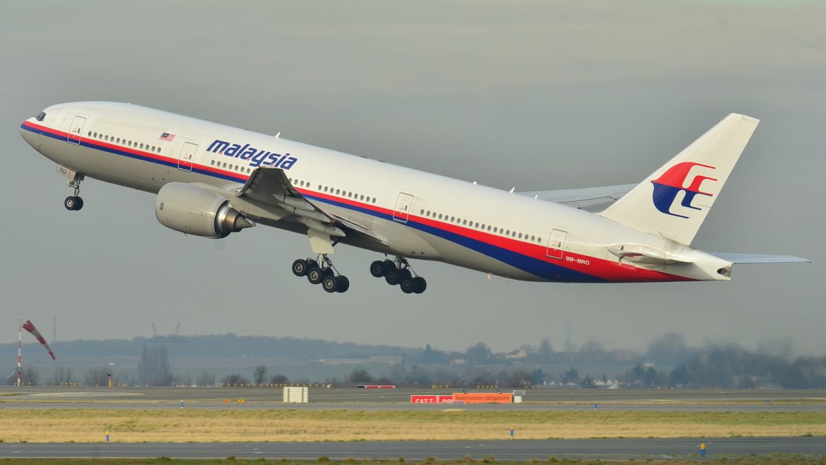 MH370 may be in waters off Perth: Australian PM - TODAY