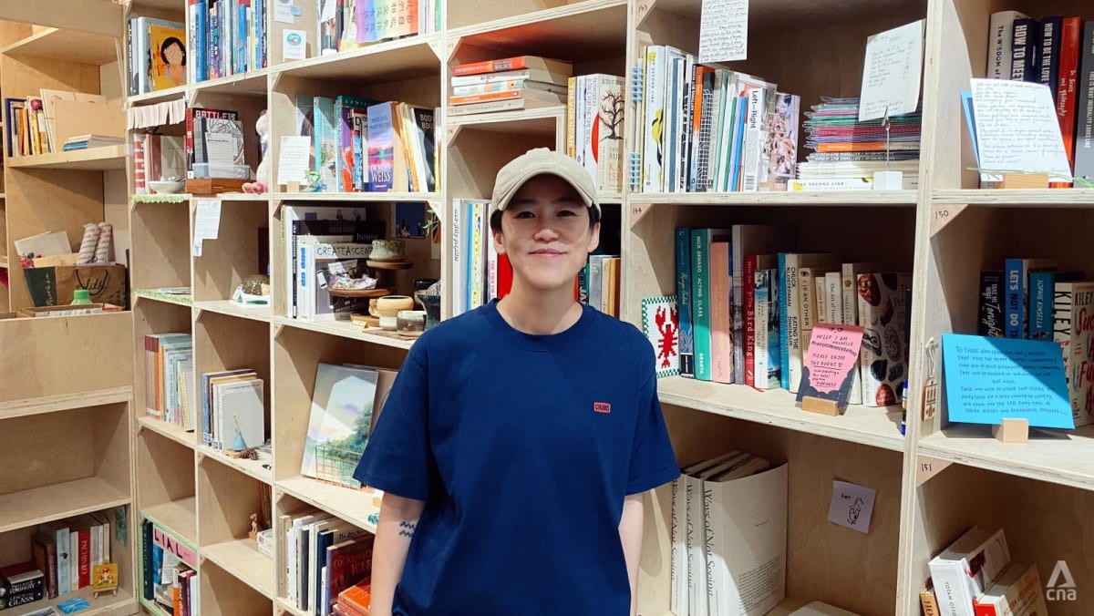 Casual Poet Library: A library in Bukit Merah where people can rent ...