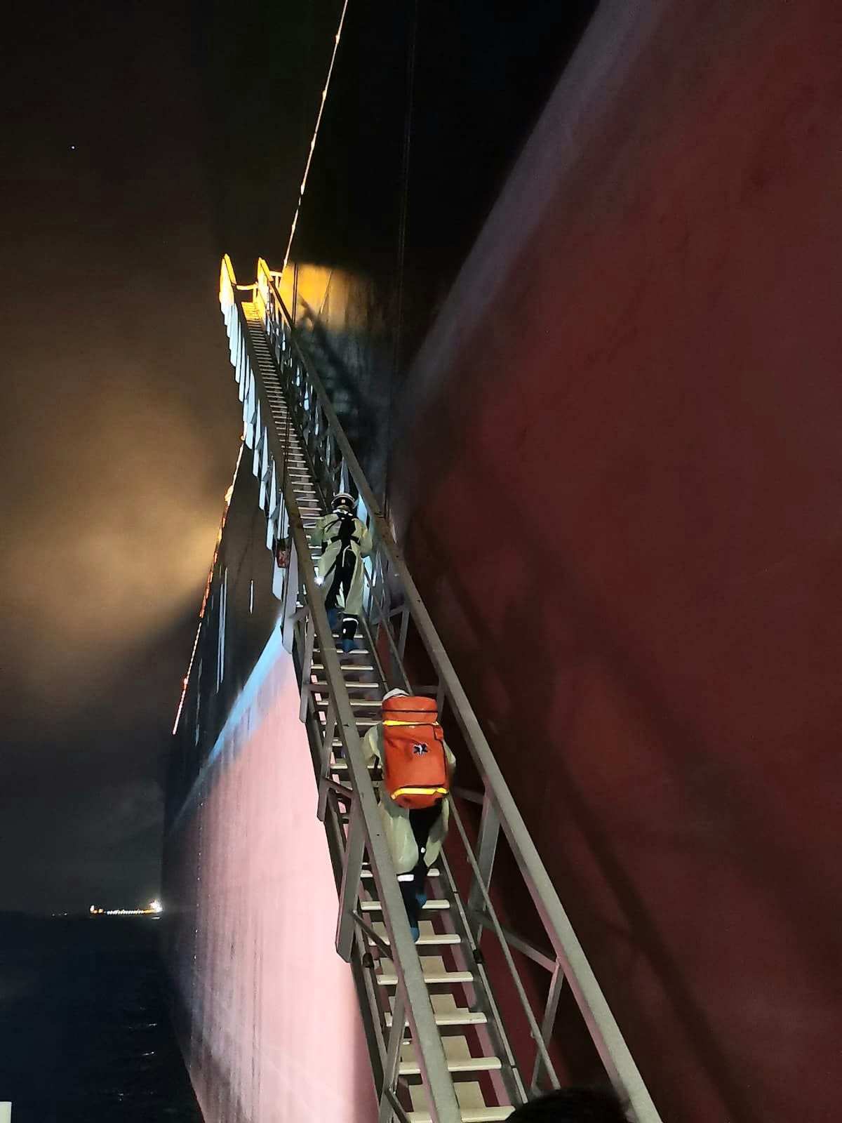 SCDF deploys marine vessels to rescue injured crew member - CNA