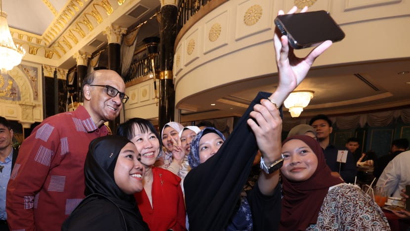 Warga Singapura di luar negara main peranan penting dalam membina imej ...