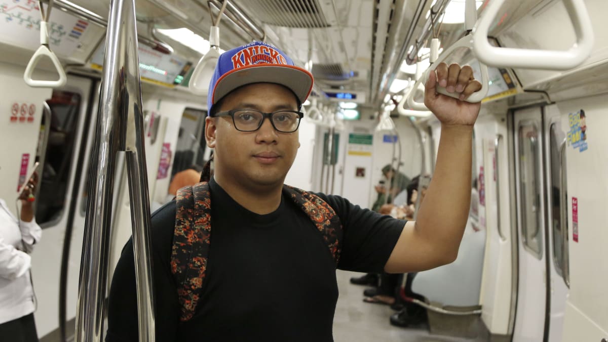 Faces on the Subway: Finding his ‘happy place’ among Minions and Elmo ...