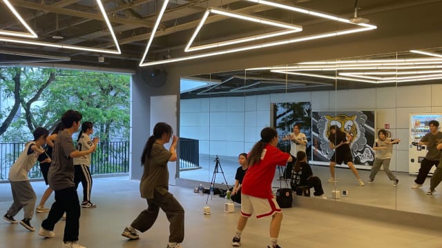 *SCAPE青年中心开放部分空间 让年轻人尽情舞蹈和发挥创意 - 8world