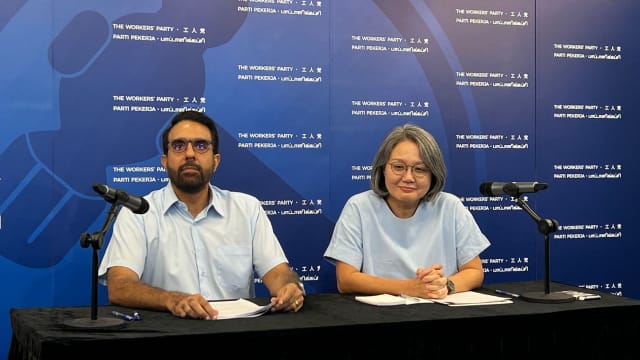 【重温直播】工人党记者会说明贝理安和佘雪玲关系 - 8world