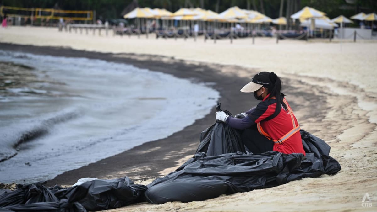 'Difficult to breathe': Sentosa residents unwell from effects of oil ...