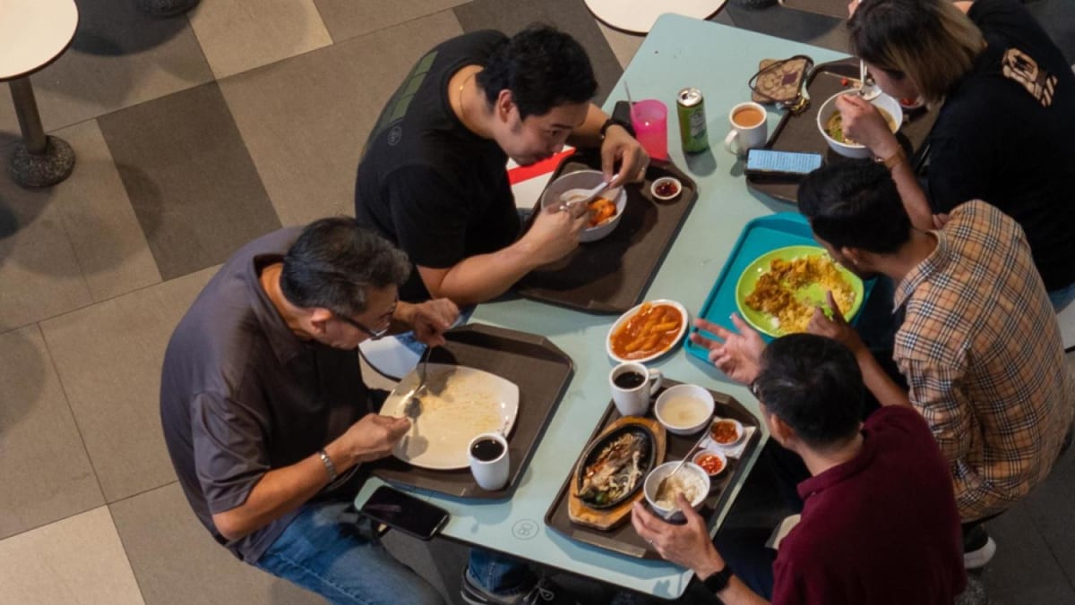20 food stall licensees caught flouting mask, spit guard requirements ...