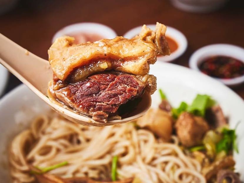 Tasty Oxtail Soup At New Beef Noodle Stall With Er Bulls Penis In Pipeline Today
