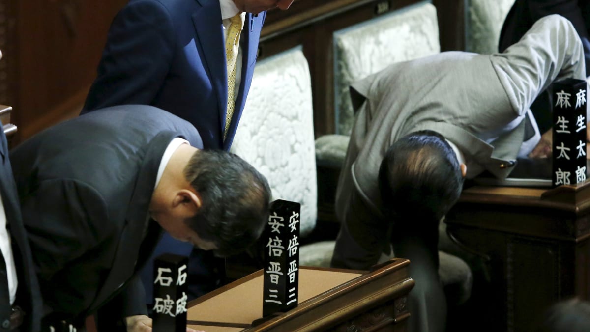 Japan lower house of parliament OKs expanded military role - TODAY
