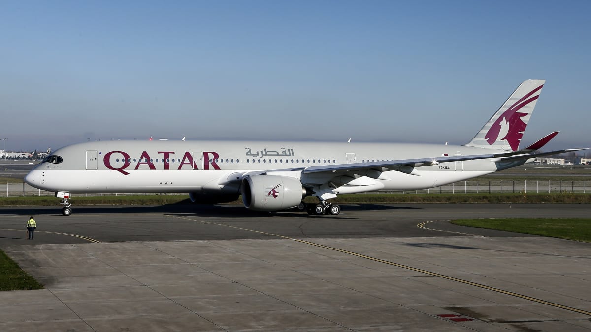 World’s newest airliner begins first commercial flight - TODAY
