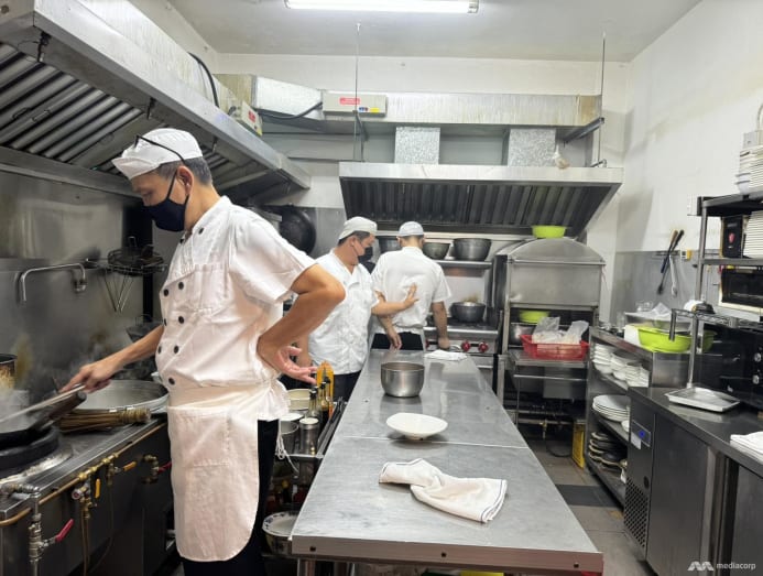 Guan Hoe Soon and Coffee Break: A Peranakan restaurant and kopi stall's ...