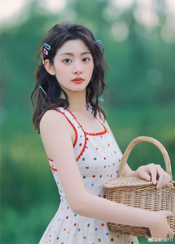 Yanxi Palace Producer Yu Zheng Slammed For Telling Actress, Who Weighs 46kg, To Lose More Weight ...