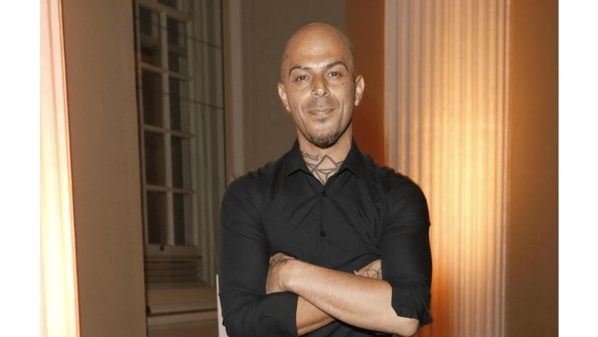 Abz Love has changed his name to 'Love' by D-Poll - 8 Days