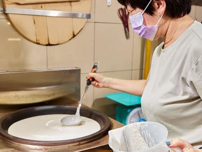 These new min jiang kueh pancake hawkers used to run a printing shop ...