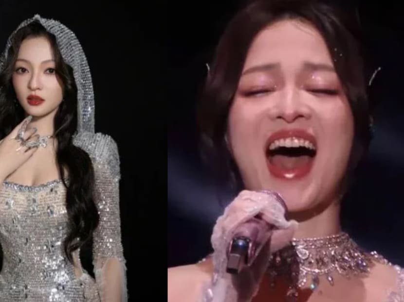 Taiwanese singer Angela Chang slammed for pitchy performance at New ...
