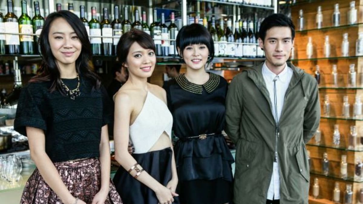 Jayley Woo and Julie Tan on their toes for PSC 2014 - TODAY