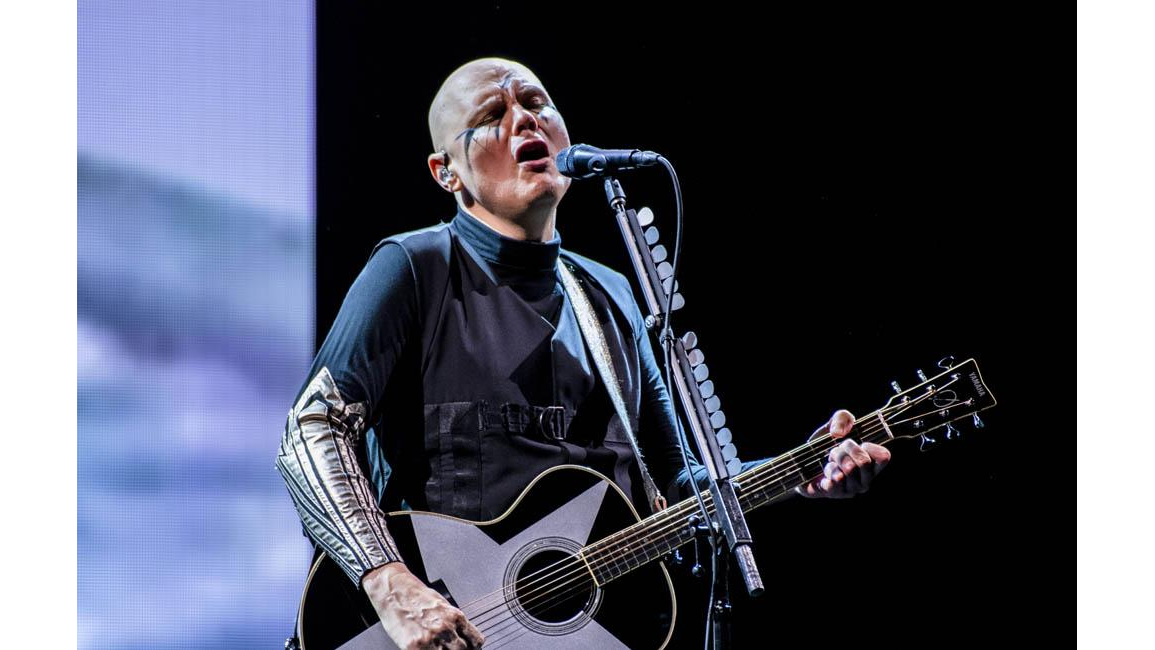 Smashing Pumpkins to release double album - 8days