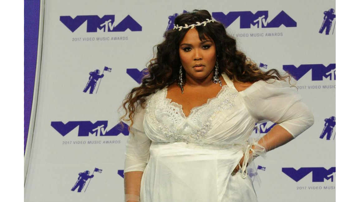 Lizzo: Body positivity is 'trendy' now - 8 Days
