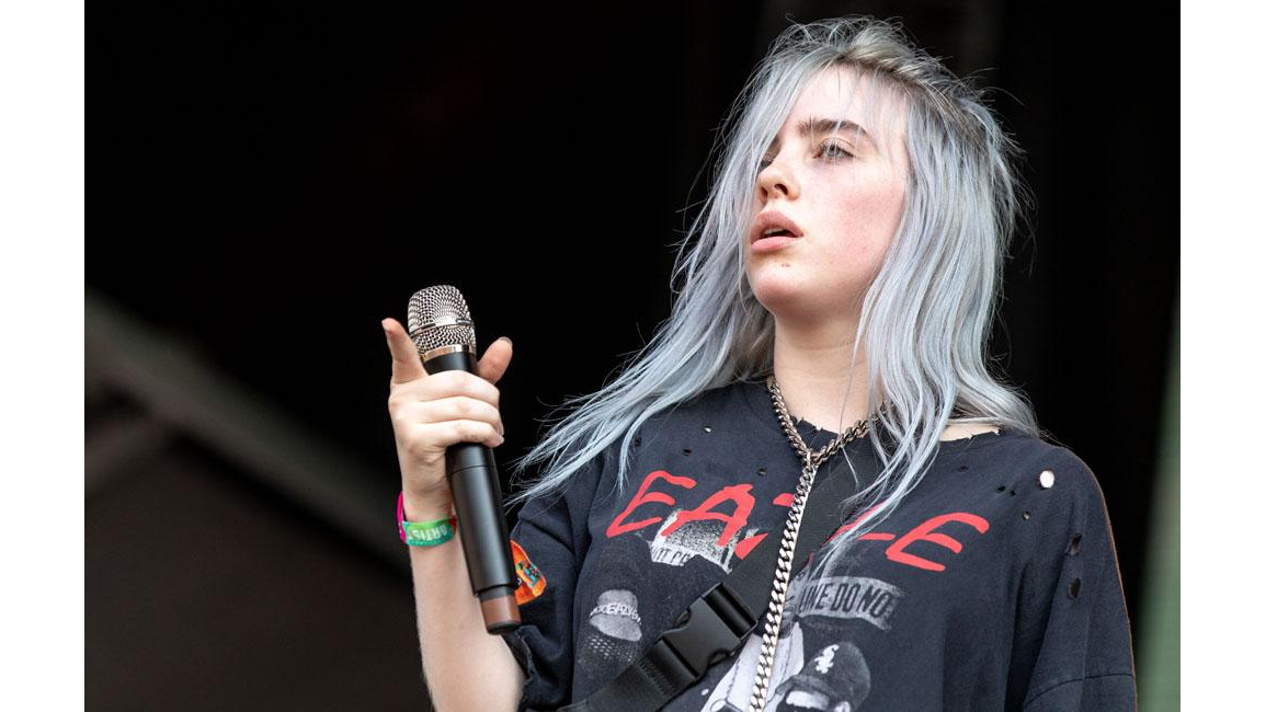 Billie Eilish's ring stolen during gig - 8 Days