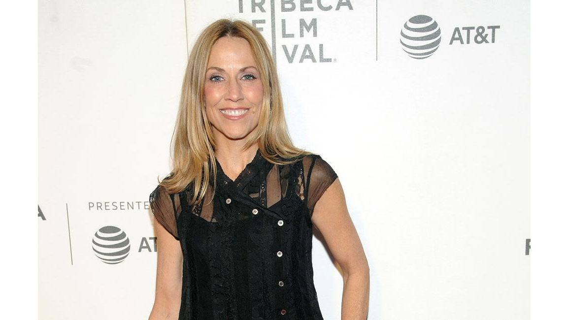 Sheryl Crow doesn't understand fuss over Taylor Swift master tapes row ...