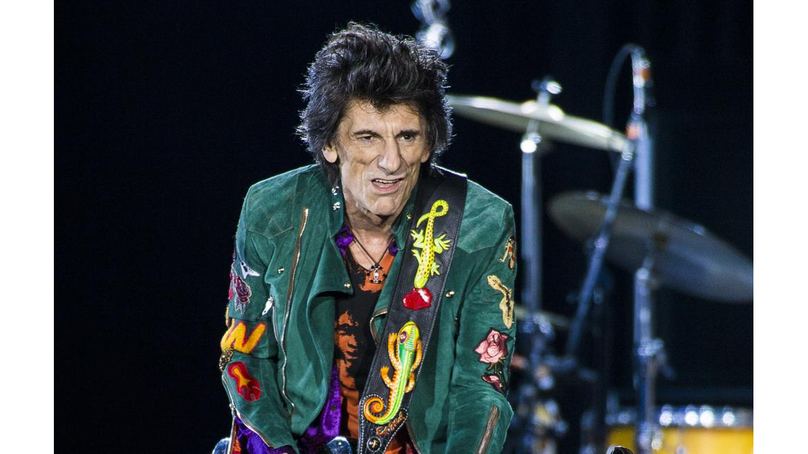Ronnie Wood releasing Chuck Berry tribute album - 8days