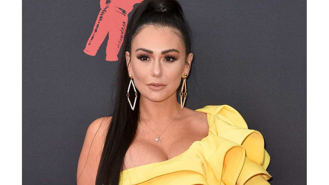 Jennifer 'JWoww' Farley and Roger Mathews finalise divorce - 8days