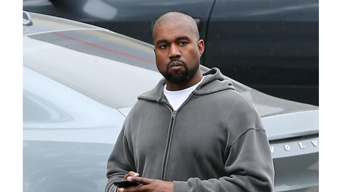 Kanye West building futuristic homes - 8days