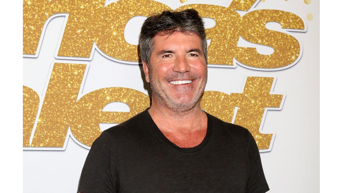 Simon Cowell 'wants to win an Oscar' - 8days