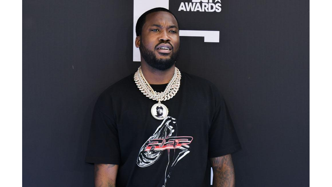 Meek Mill and Jay-Z launch Dream Chasers label - 8days