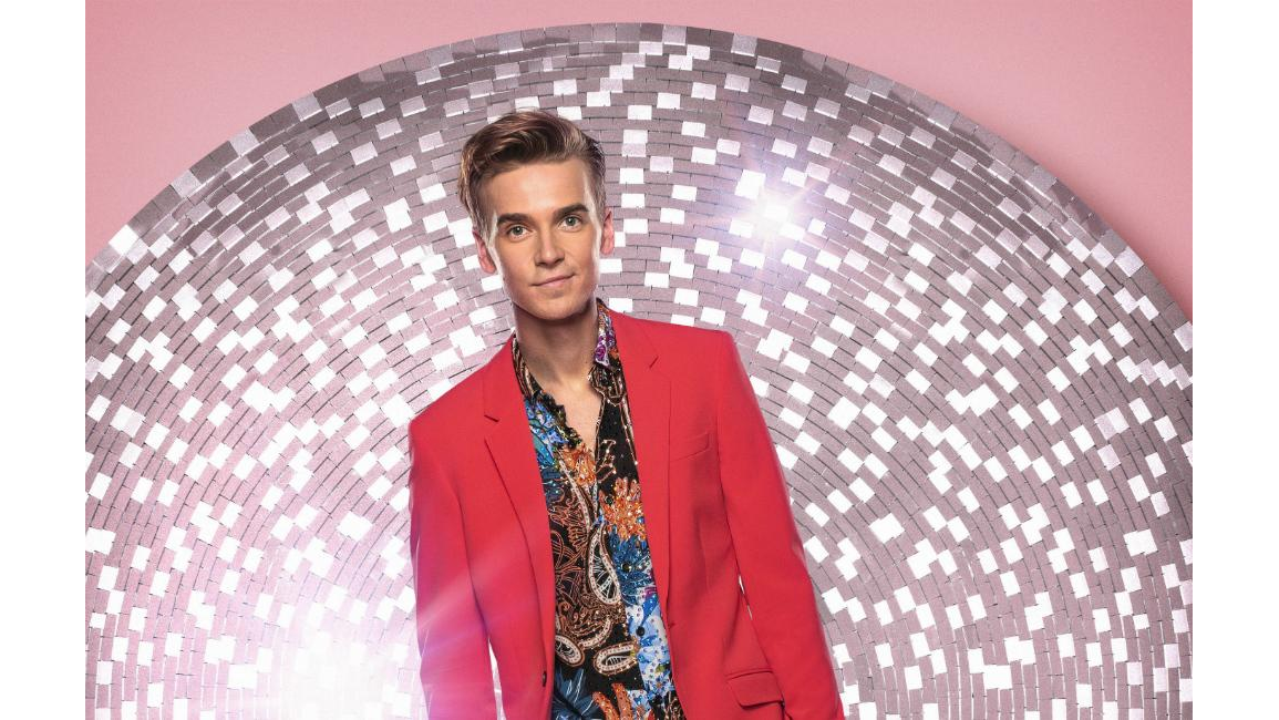 Joe Sugg cast in Shaun the Sheep sequel - 8 Days