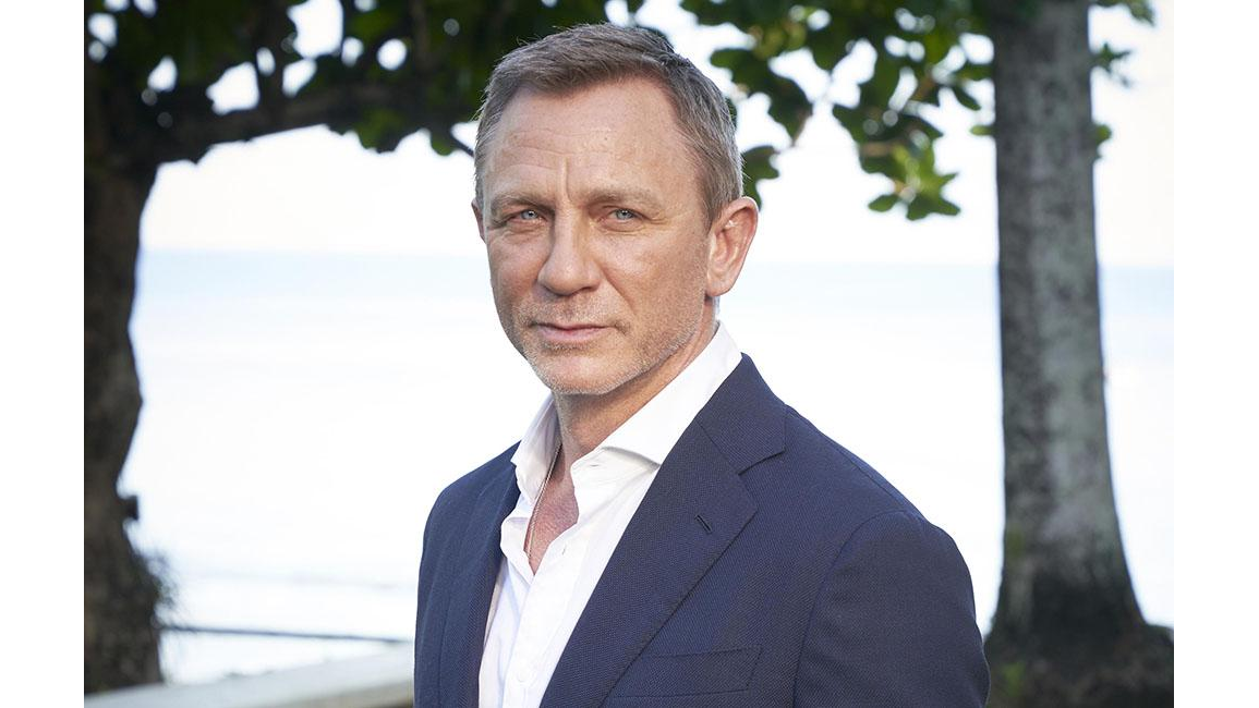 James Bond film set hit by huge explosion - 8days