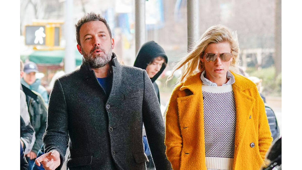Ben Affleck back with Lindsay Shookus? - 8days