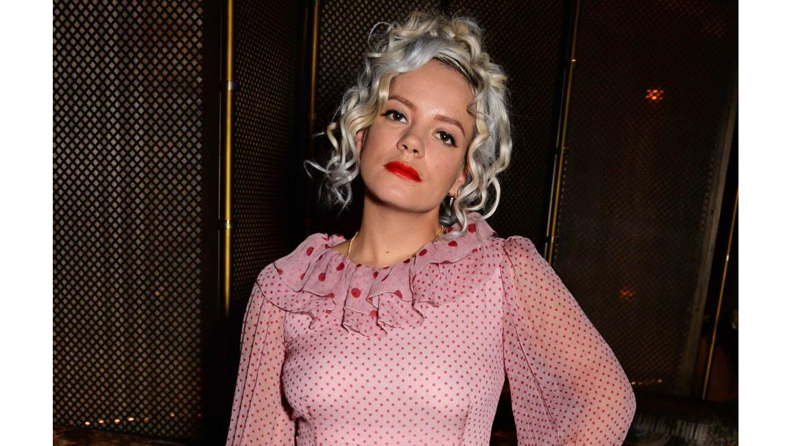 Lily Allen splits from boyfriend - 8 Days