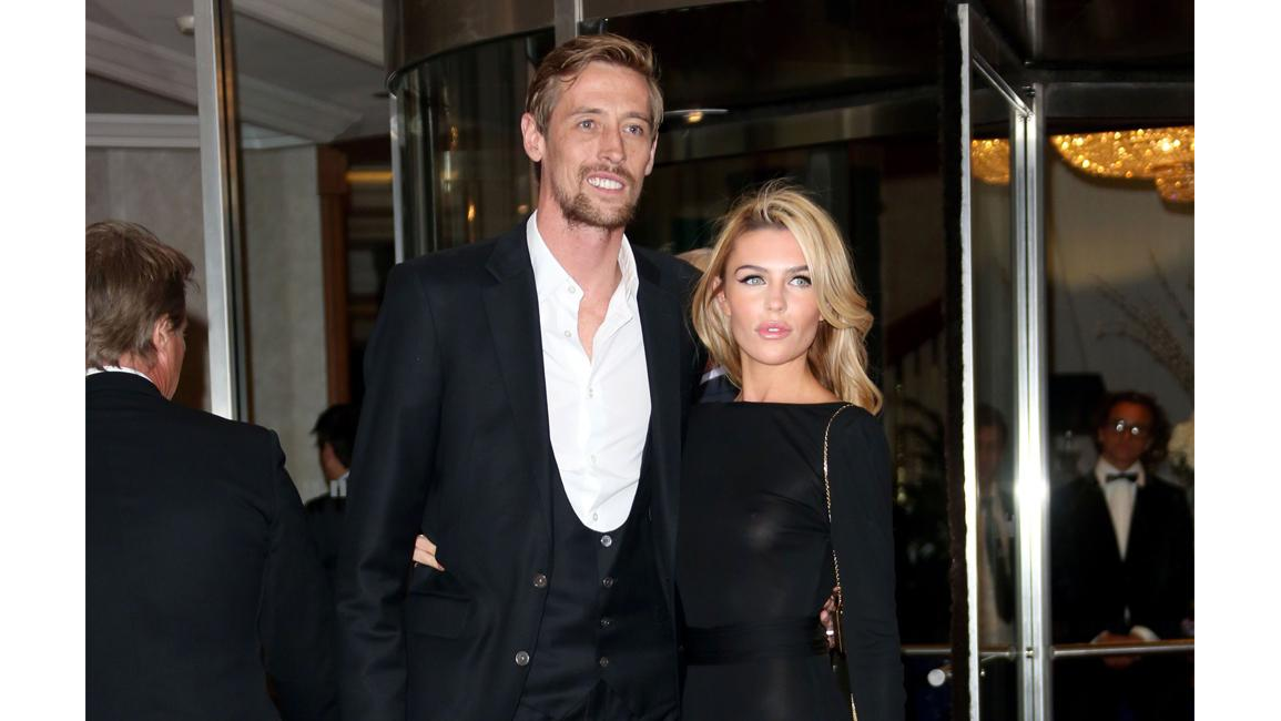 Peter Crouch wants his son to play golf - 8days