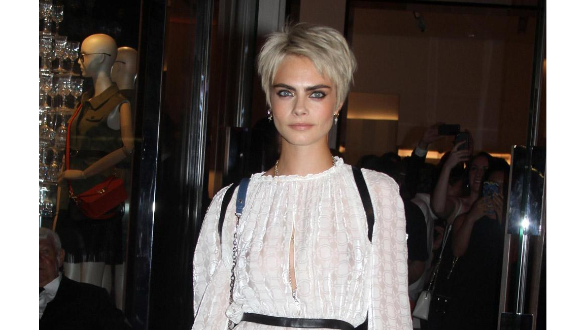 Cara Delevingne wants to meet the Queen - 8 Days