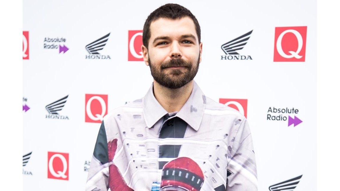 Simon Neil wants to inspire people through Q Award win - 8 Days