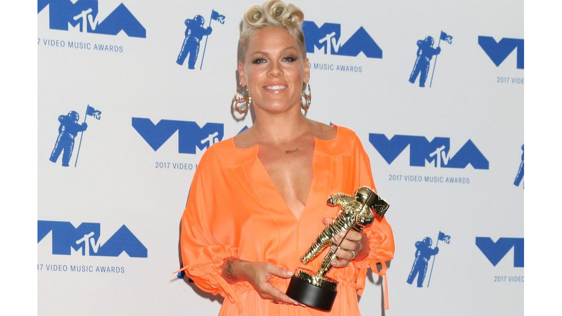 Pink to bring Beautiful Trauma tour to the UK - 8days